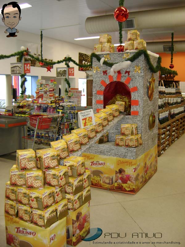 Trabalho de merchandising Panettone Triunfo ~ PDV Ativo