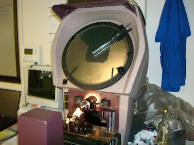 metrologia: PROYECTOR DE PERFILES