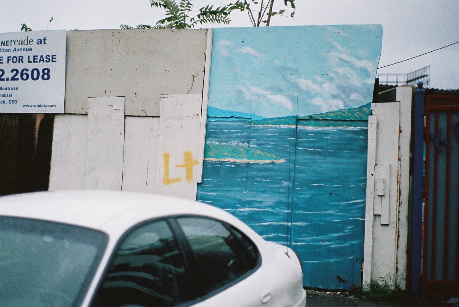 IN RESIDENCE @ APEXART WITH ROY SAMAHA