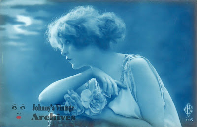 Johnny's Vintage Fashion Archives