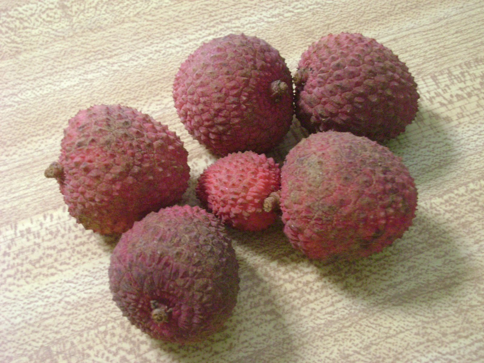Fruits That Look Like Lychee