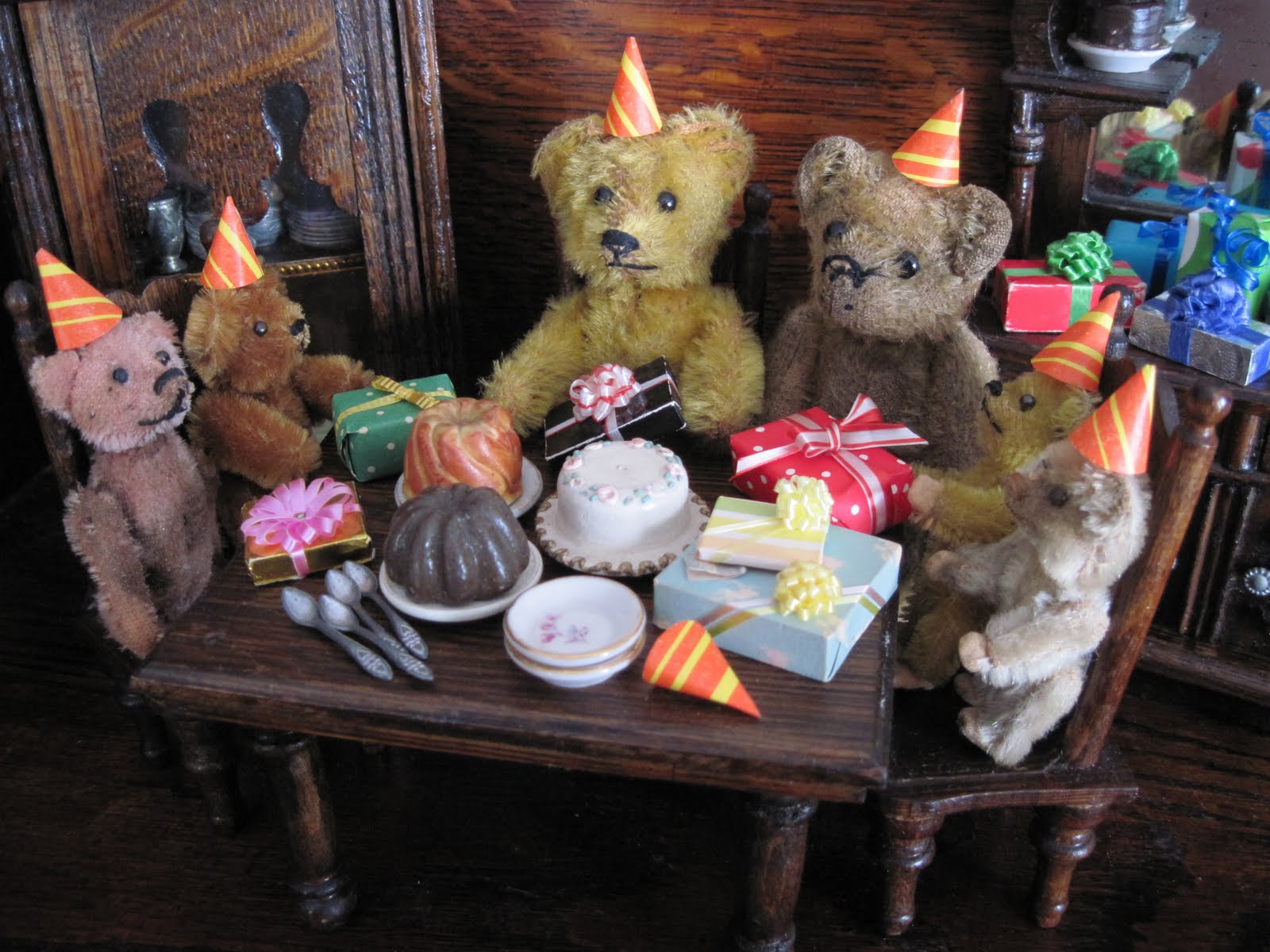 Tracy's Toys (and Some Other Stuff): Birthday Party!