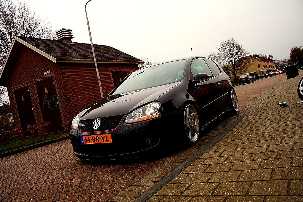 JPS - WORKS OF ART: AND THIS IS HOW IT LOOKS........ON HIS AMAZING MKV GTI