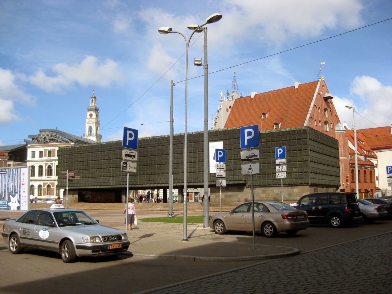 Riga Daily Photo: September 2010 - Sights, Famous Places and People