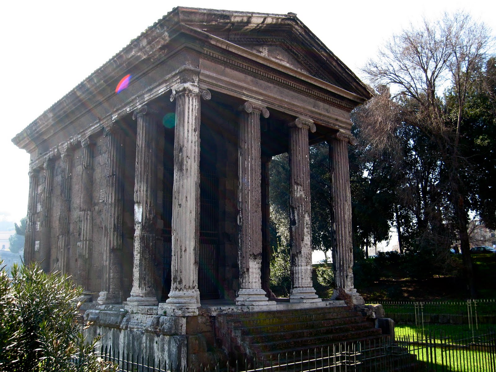 AMOROMA -- LOVE ROME!: Temple of Portunus