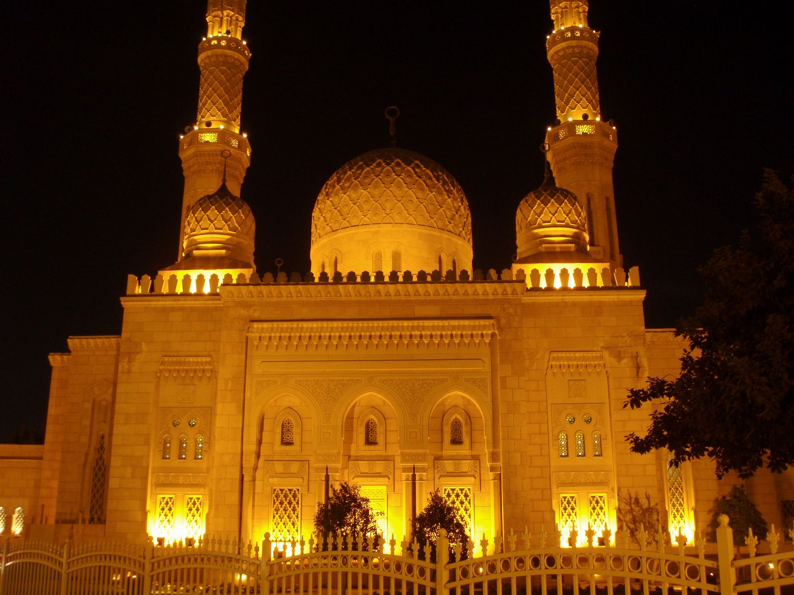 beautifull girls wallpapers: beauti full mosque in dubai