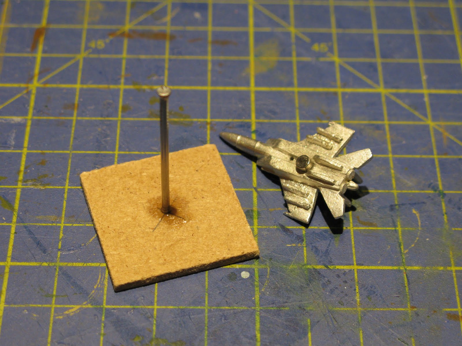 Jim's Wargames Workbench: Five Pence Flight Stands