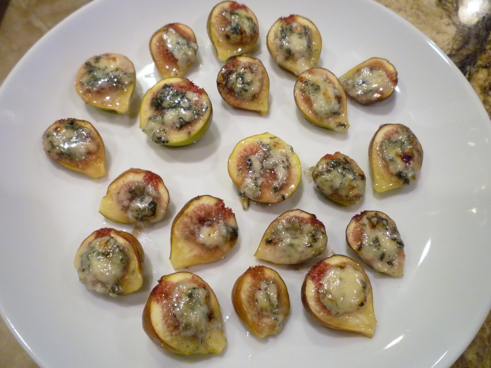 The Chef In My Head: Beautiful Summer Figs and Scrumptious Blue Cheese