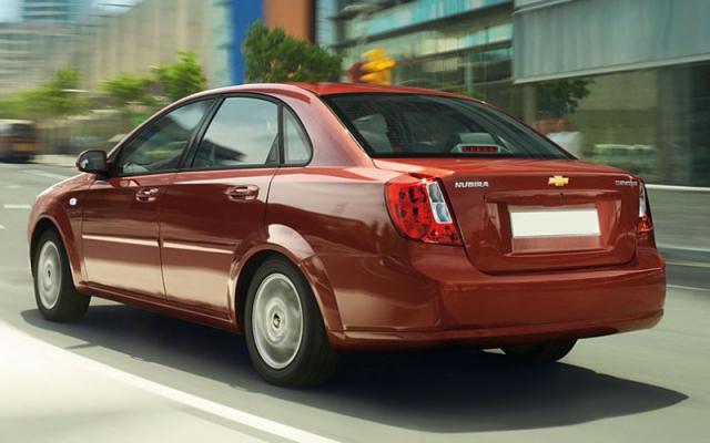 dealership-car: CHEVROLET OPTRA 2004 Test