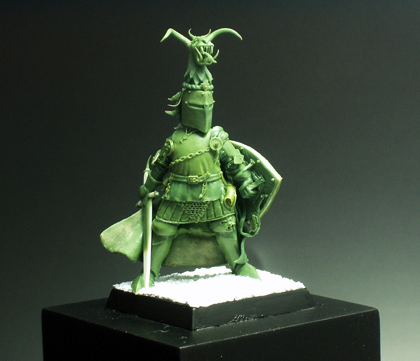 Fantasy Knight | planetFigure | Miniatures