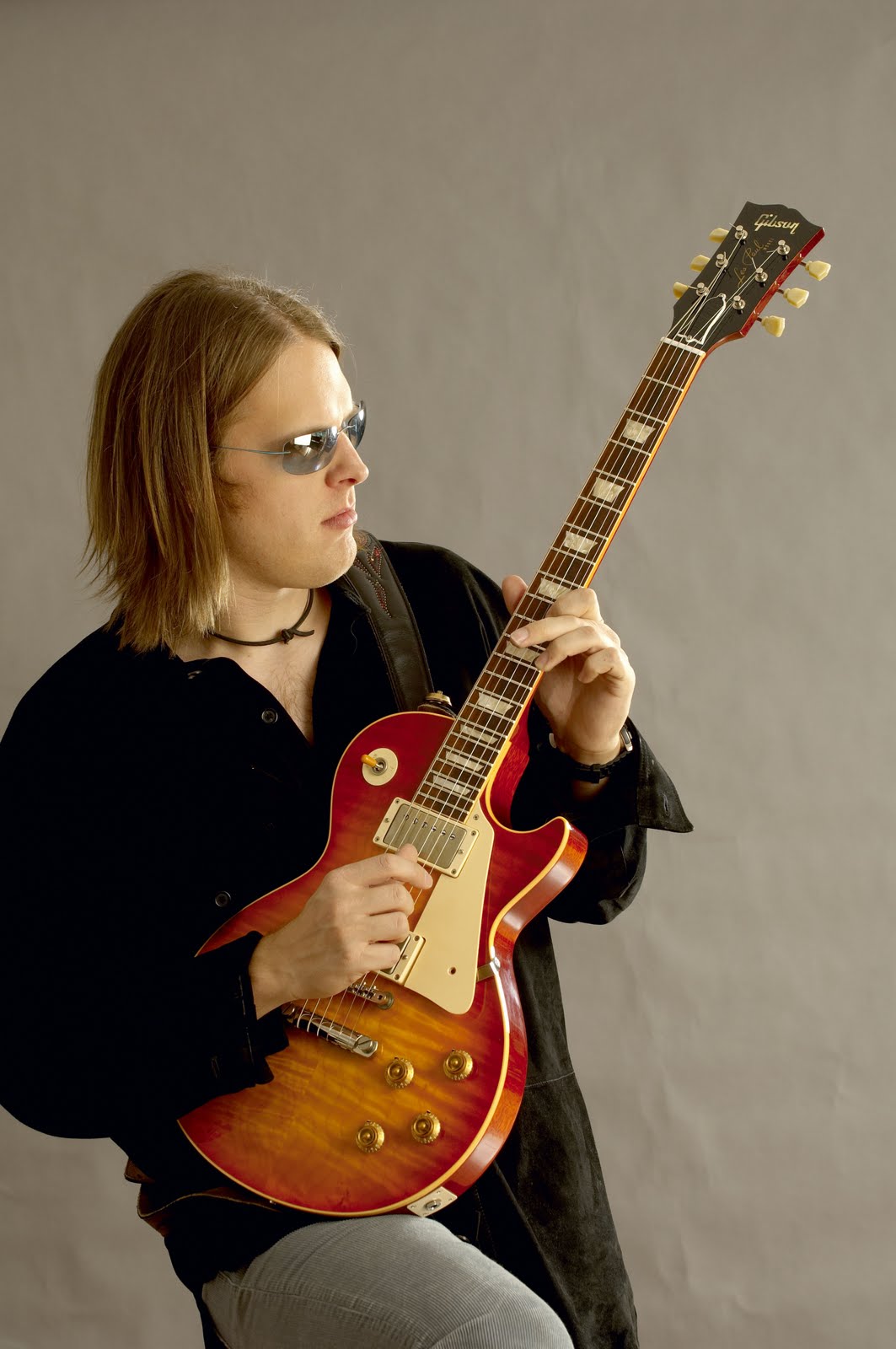 World Video: Joe Bonamassa - Stop!