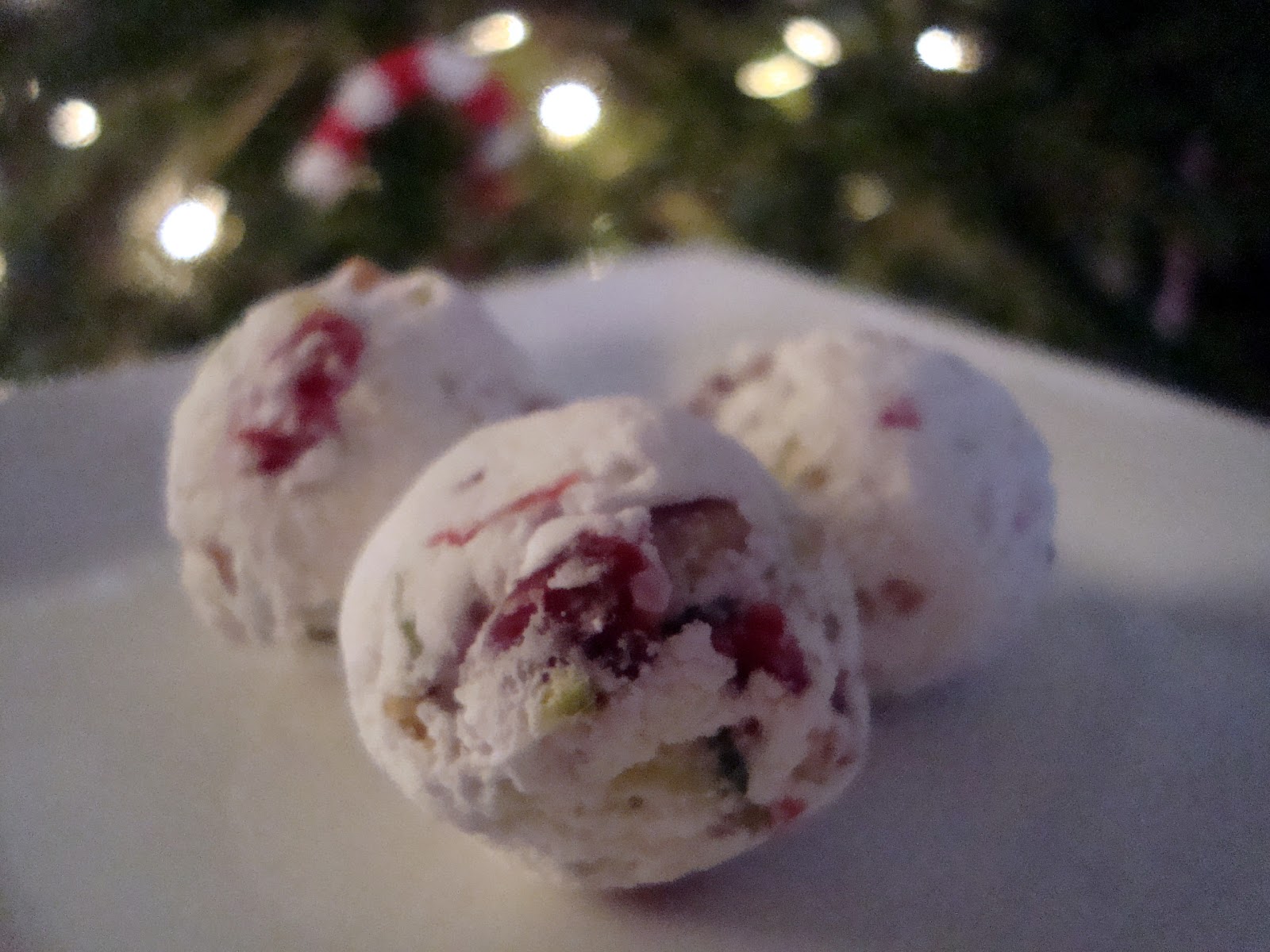 A Couple in the Kitchen: Christmas Candy #1 - Holiday Divinity
