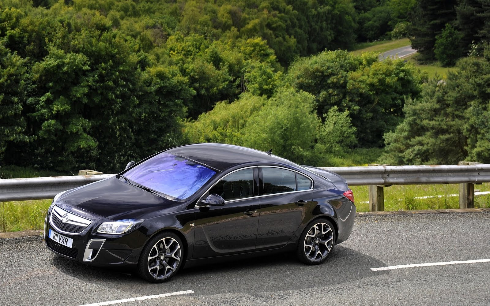 Free Image Banks: Autos en la carretera (7 imágenes de lujo)