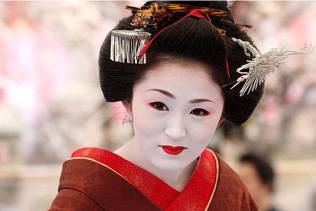Fotografías e imágenes de Geishas III (Mujeres y Kimonos)