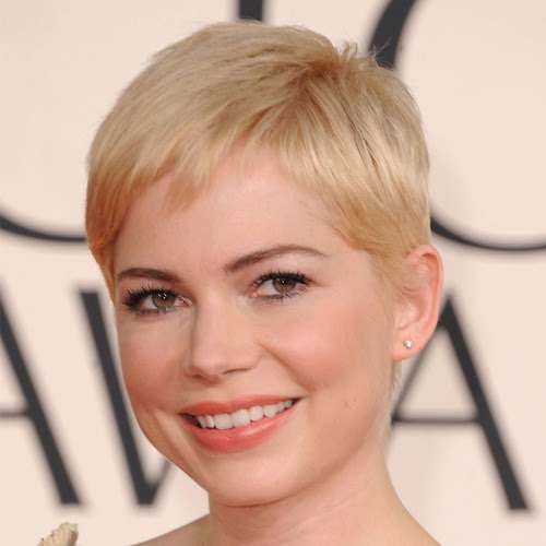 The Beauty Alchemist: Michelle Williams debuts new Chanel foundation at ...