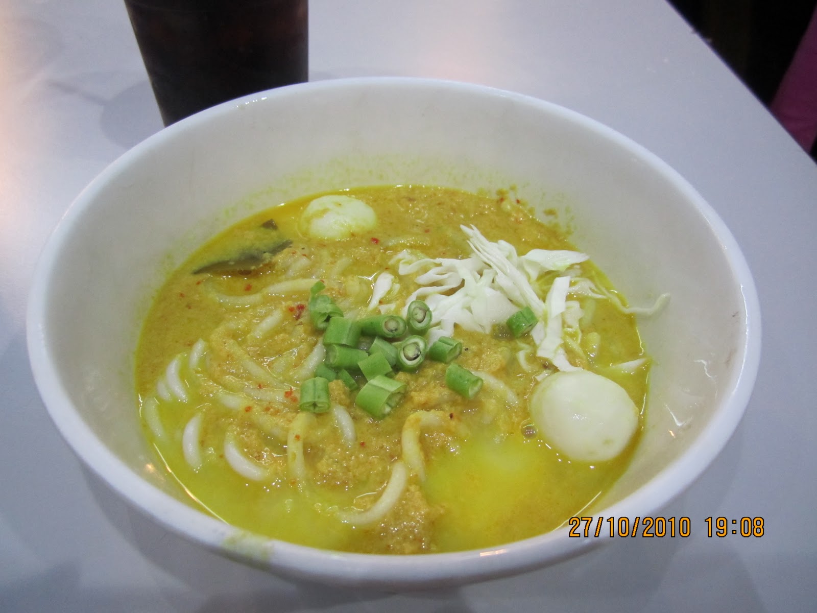 Hari Yang Berlalu: LAKSA SIAM DI PENANG
