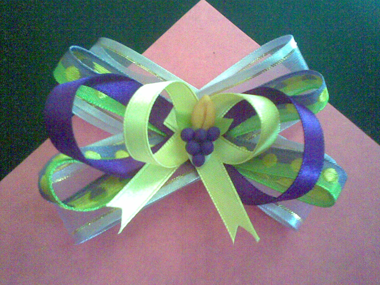 ideas, pensamientos y algo màs: moño de liston de organza y liston ...