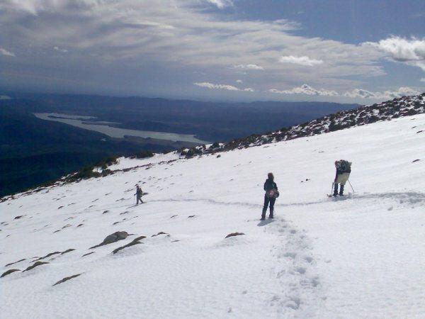 To the summit: Tolo Calafat y cima de Pauner