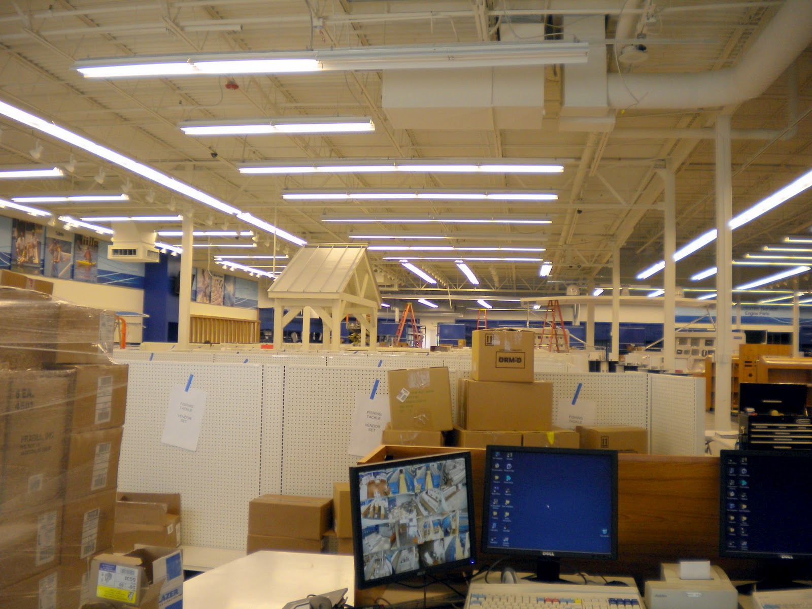 The Marine Installer's Rant: Sarasota gets a new West Marine "Flag Ship ...