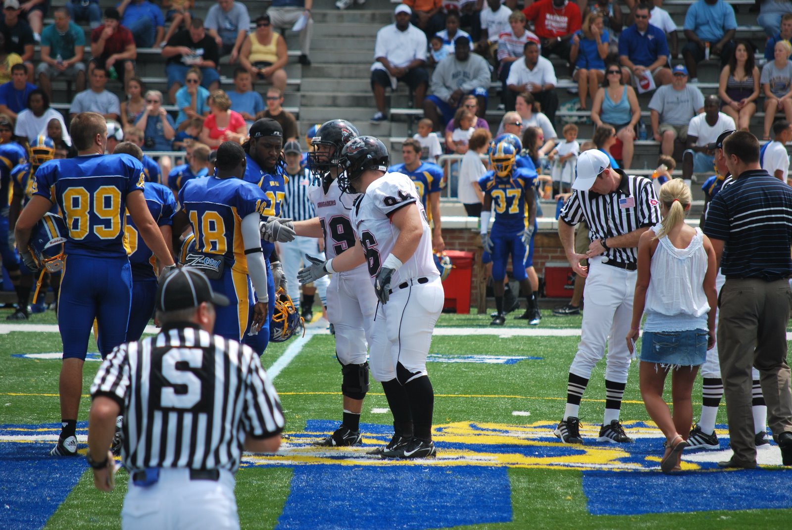 Get With The FLO: Senior year college football