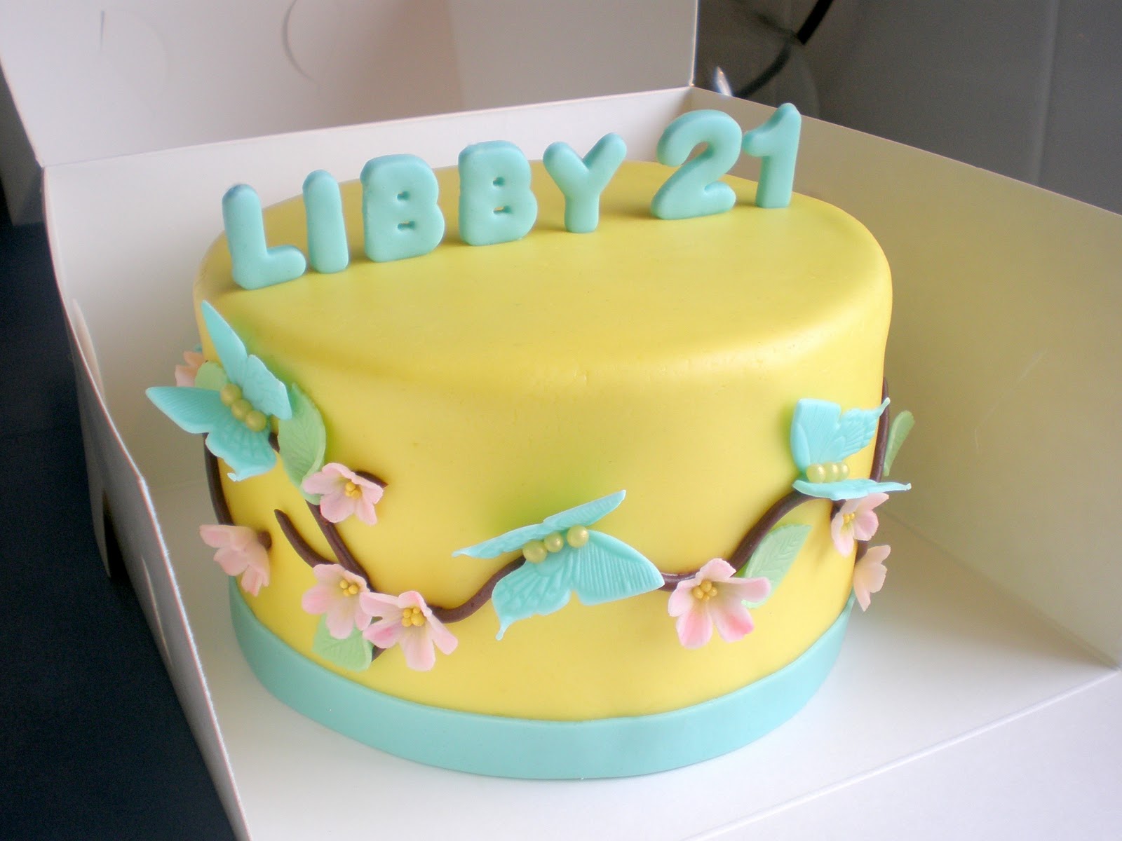 Sugar Siren Cakes Mackay: Cherry Blossoms & Butterflies