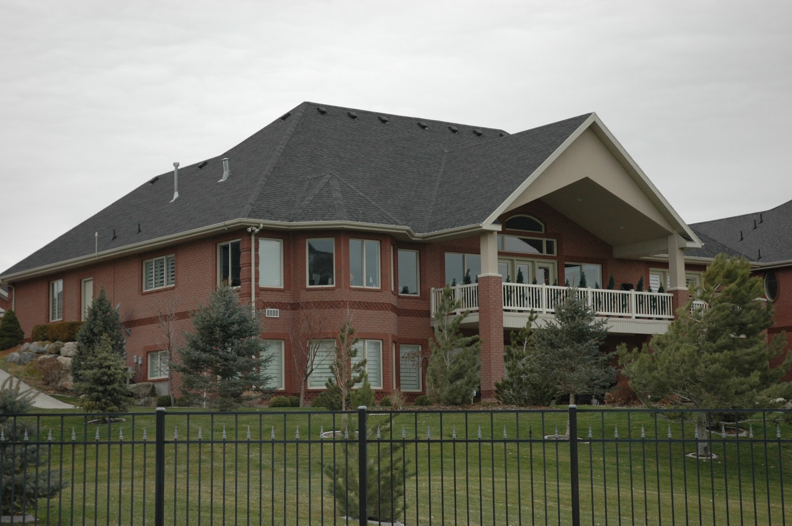 Homes of the Apostles and Prophets of the LDS Church: LDS Apostles and ...