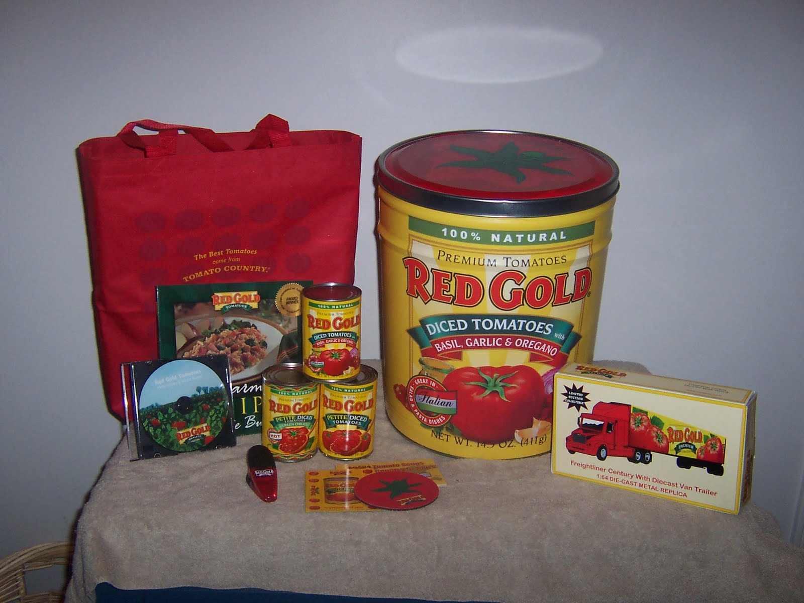 My Memphis Mommy: Red Gold Tomato Review and Giveaway