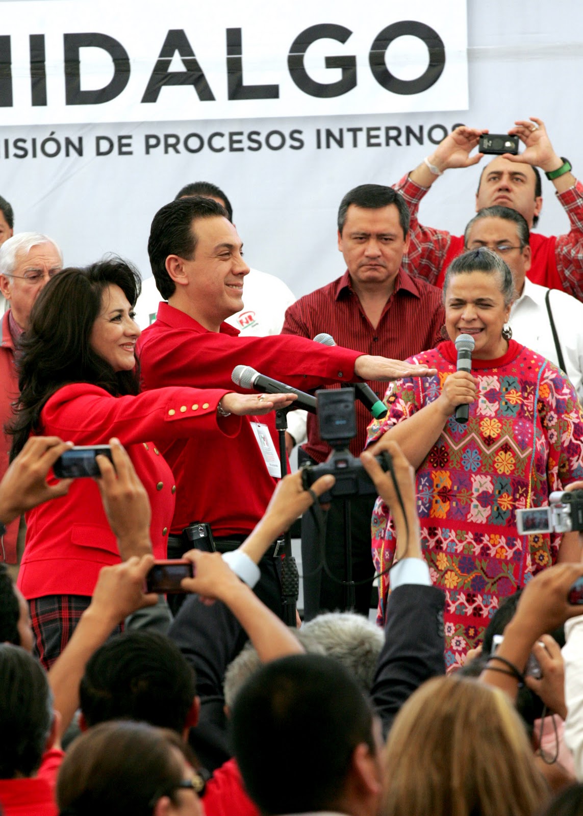 mundo informativo hidalgo: Omar Fayad Meneses y Gloria Hernández Madrid ...