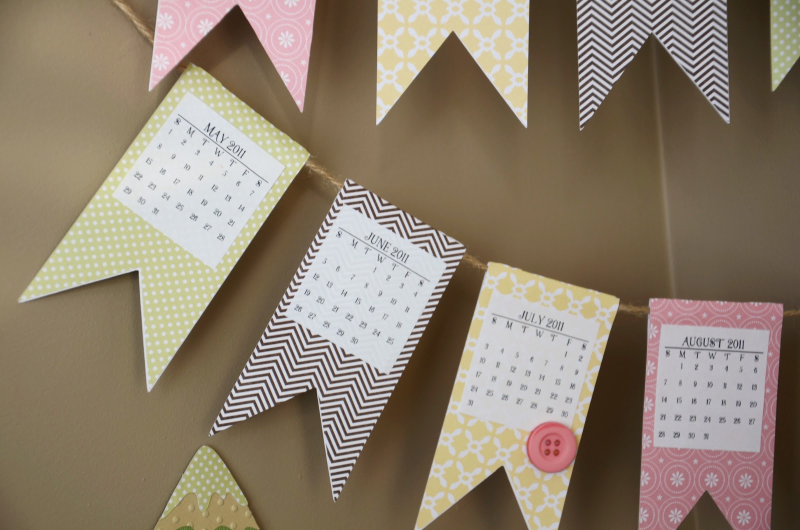 mod paperie: Corner Wall Calendar.