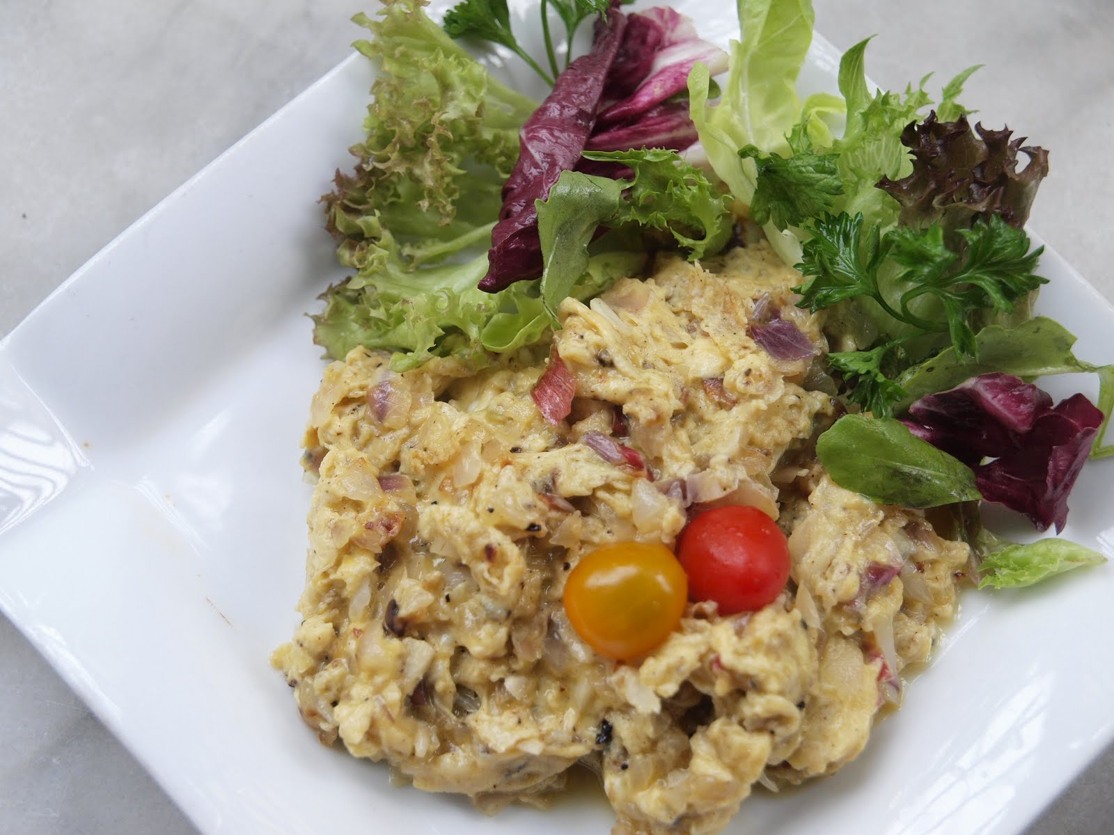 Onion Scrambled Eggs - Cooking with Marina Mustafa