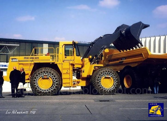Bagger Galerie Construction Machines: Michigan L320 Radlader ...