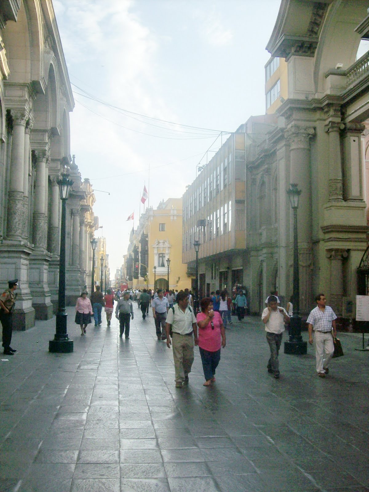 BLOG DE ECOAVENTURAVIDA: Lima, un paseo dominical por sus calles e historia