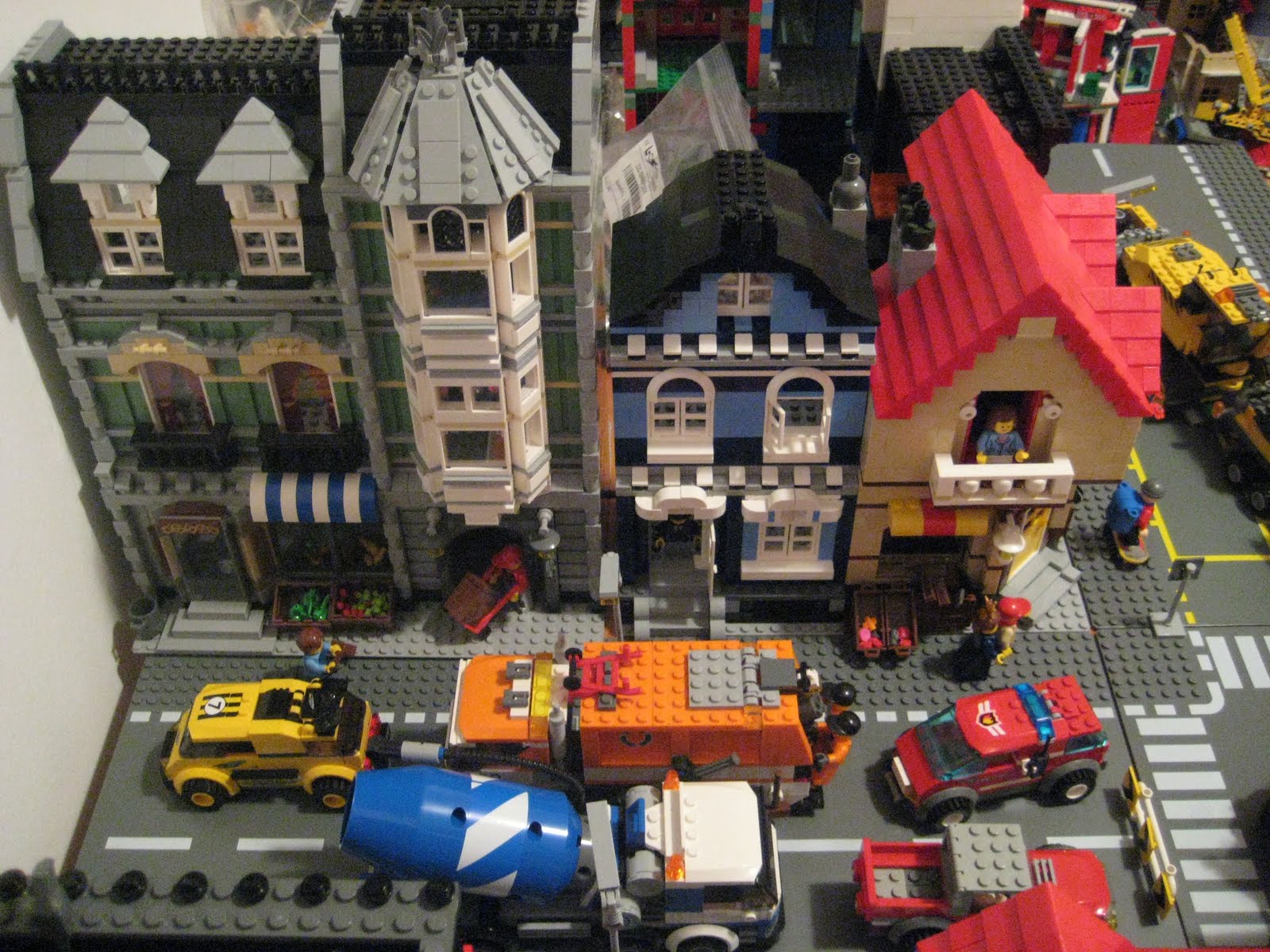 creaciones personalizadas en lego: ciudad lego 00002