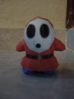 Super Mario: Shy Guy Papercraft | Papercraft Paradise | PaperCrafts ...