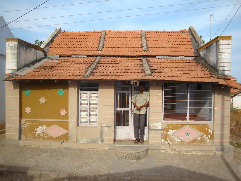 சிரிப்பு போலீஸ்: வீடு...!