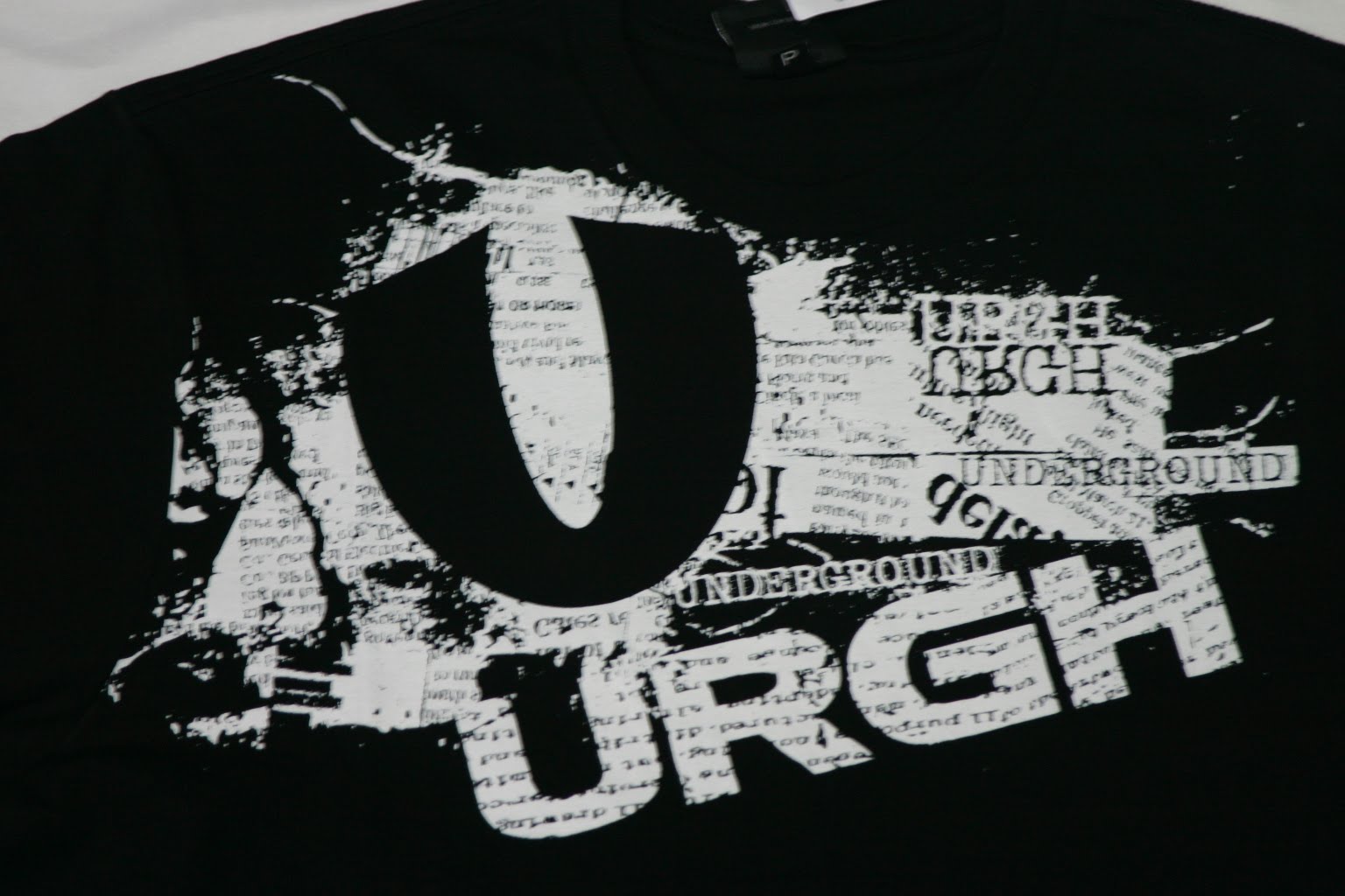Só Pra Vendedores: URGH - CAMISETA BÁSICA 214010