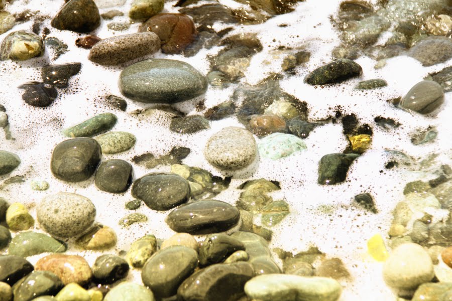 Visit La Union: Pebbled Beaches of Luna, La Union