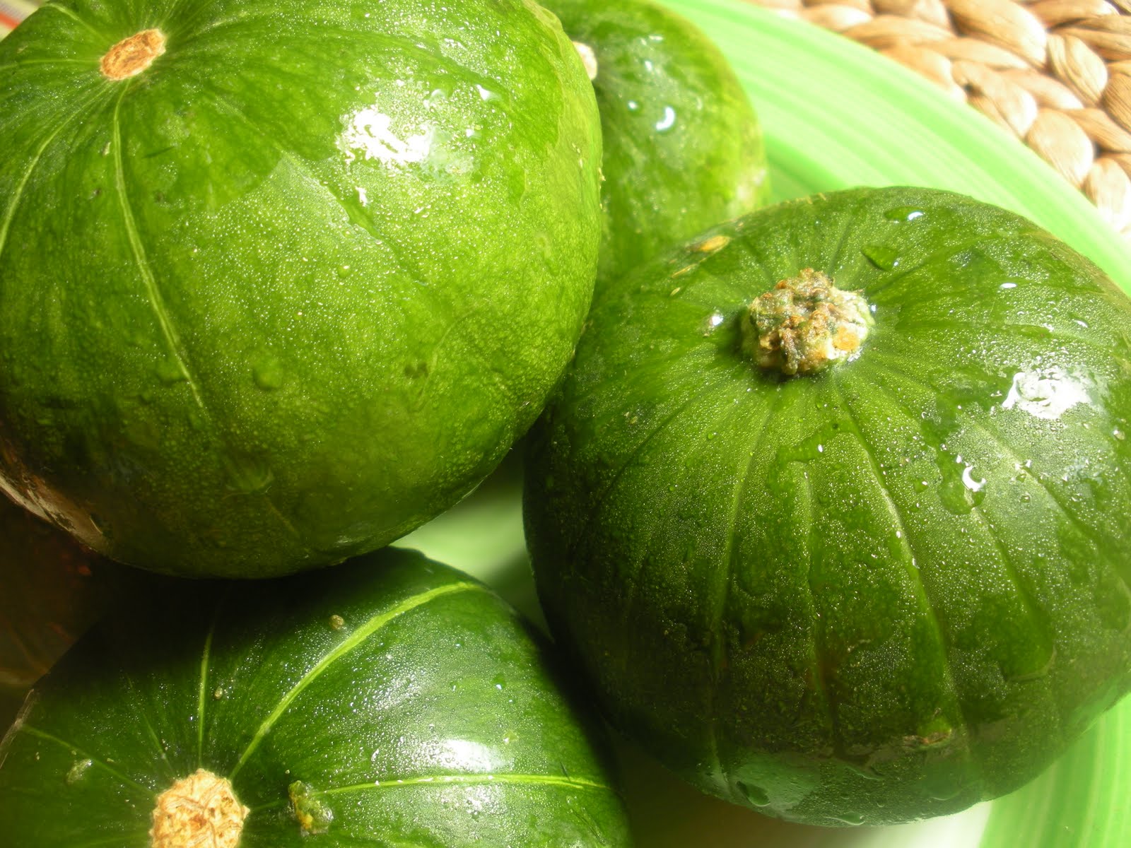 y sigo en la cocina: Zapallitos Vegetarianos..y Argentinos!!
