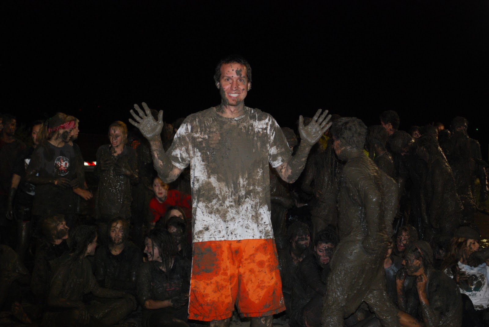 The Ivy Family: MUD WARS!!!