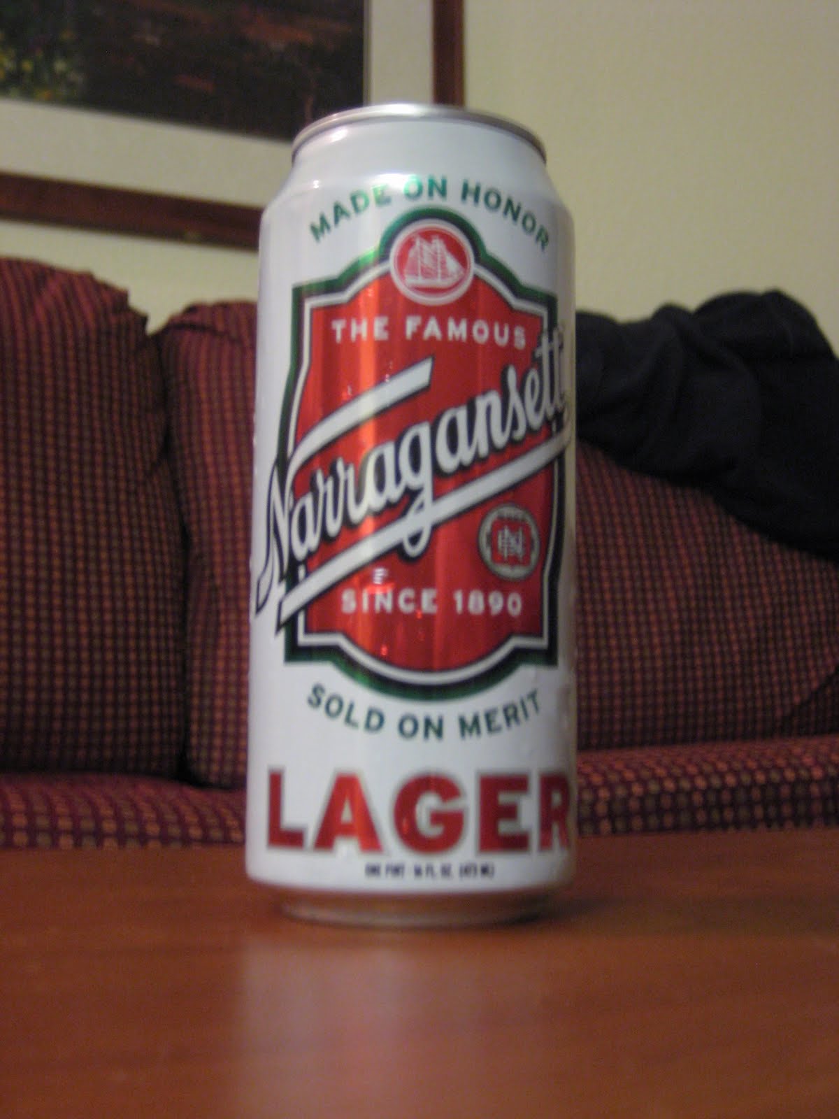 FARK.com: (6495184) The 11 best crappy domestic beers. Yes, yes, we all ...