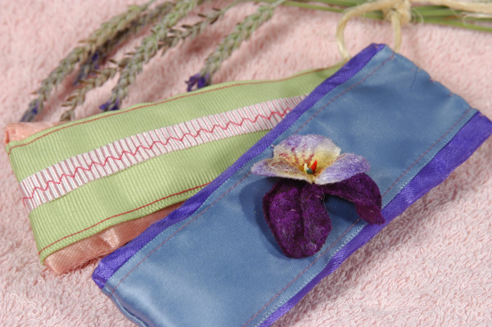 Cathie Filian: Make it: Ribbon Sachets