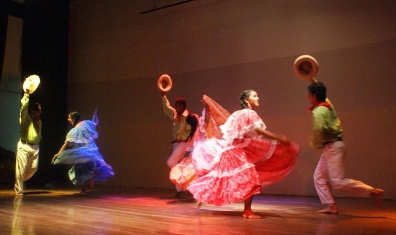 Editorial Mar Abierto: Presentando Alza que te han visto