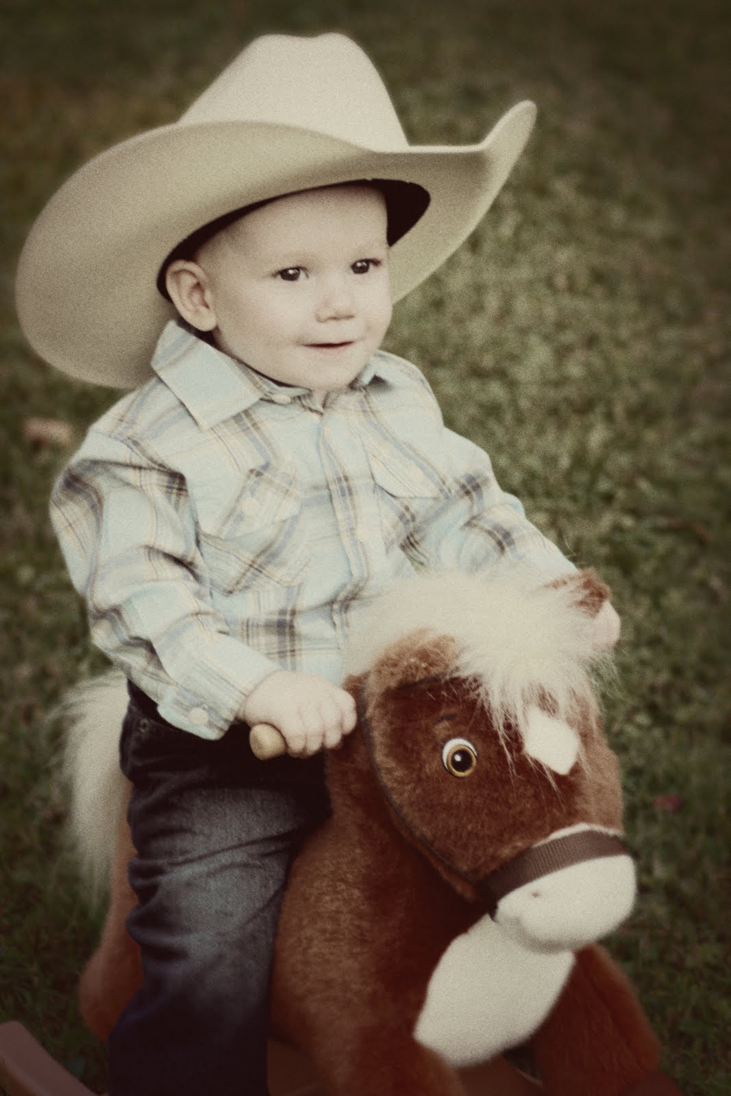 dolce photography: cutest cowboy in town...