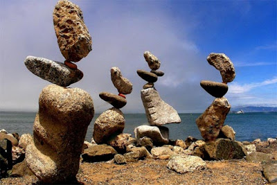 The Compass Rose: The Magic of Bill Dan - Rock Balancing Artist