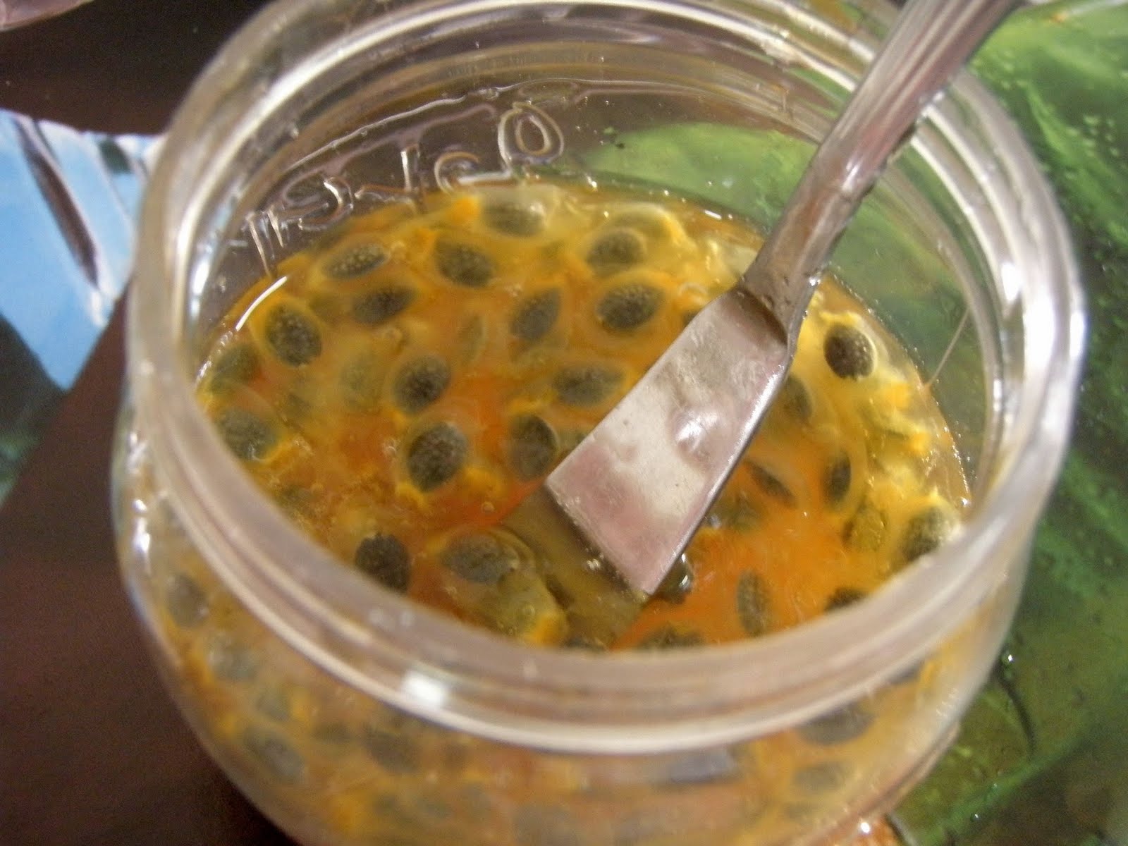 The Modern VEGETARIAN - Recipes: Quick Passion Fruit Jam