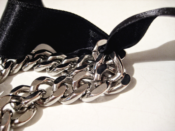 frashion: DIY_ Chain & ribbon necklace / Uradi sam_ Ogrlica od lanca i ...