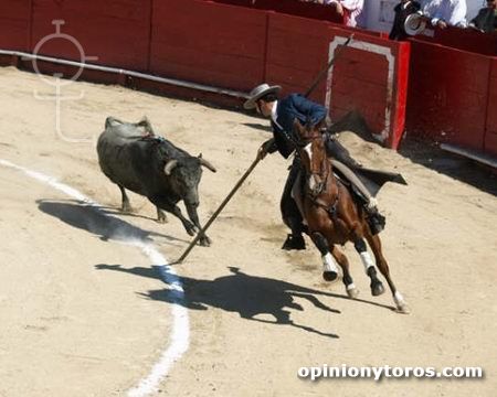 MUNDO TAURINO: El rejoneo.