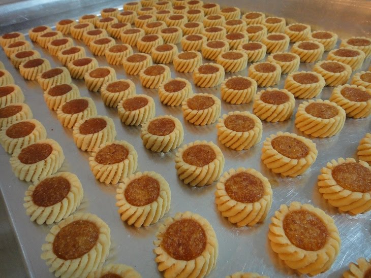 Suhaila Lat Tart & Cake: TAT SEPIT NENAS