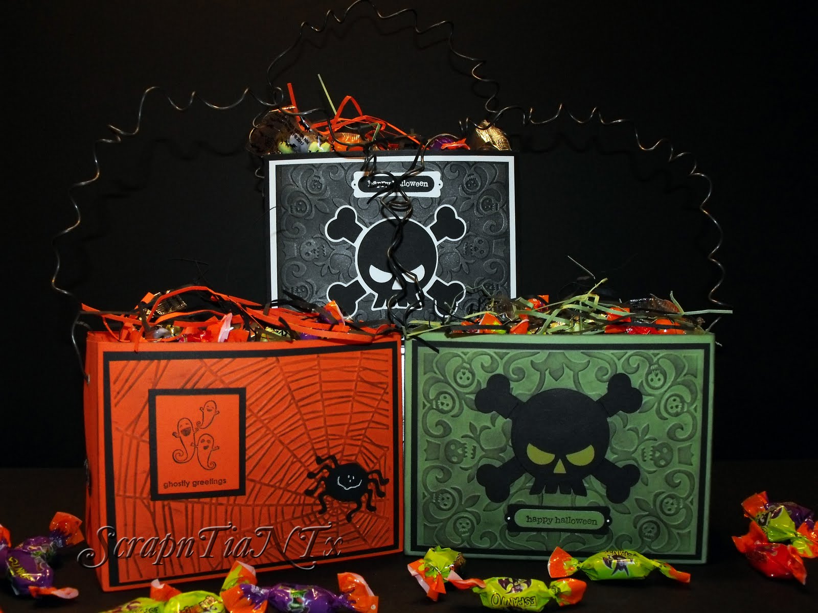 A ScrapN Tia N Tx: Trick or Treat Boxes
