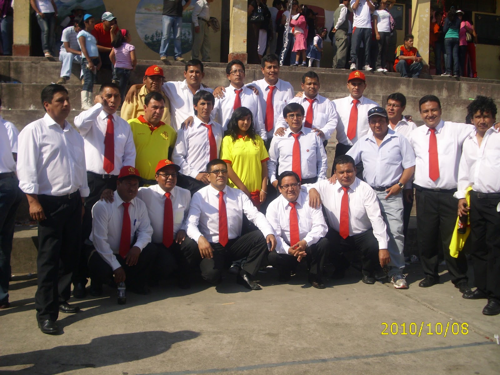 BLOG DE KALU: Más compañeros, cumpleaños, fotos y reunión‏